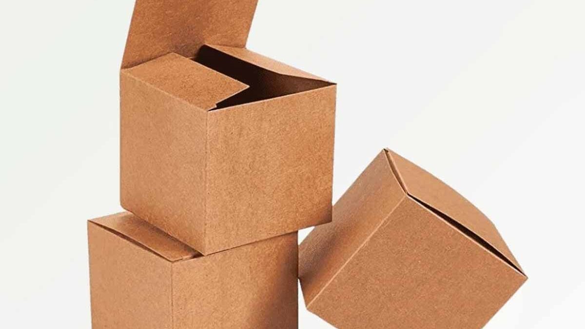 Kraft corrugated boxes store